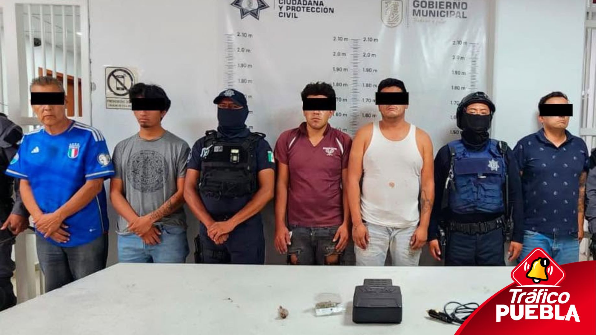 Detienen a cinco y recuperan camión robado